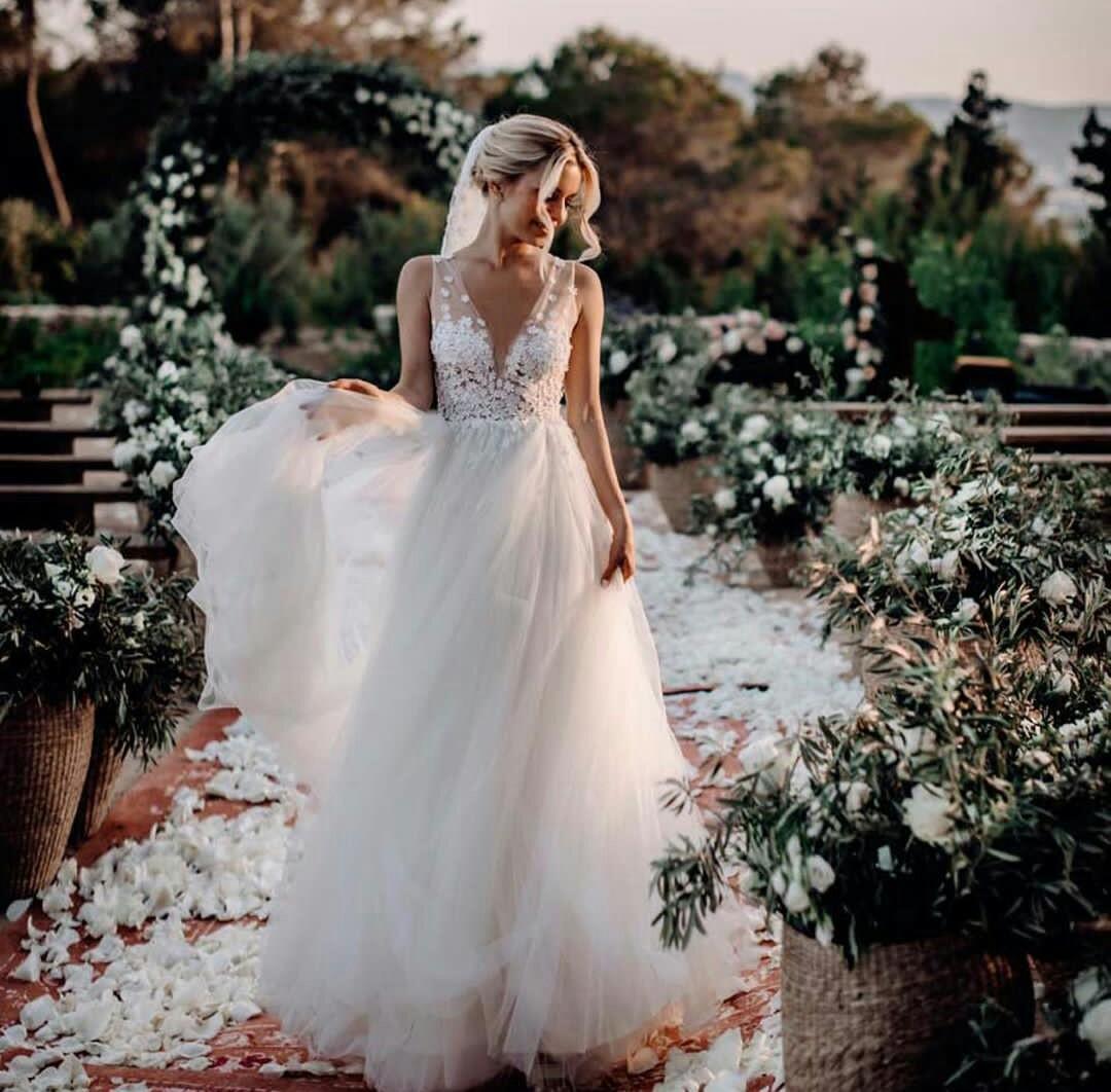 Sheer Straps Bohemian Country Wedding Dresses Sexy V Neck – TANYA BRIDAL